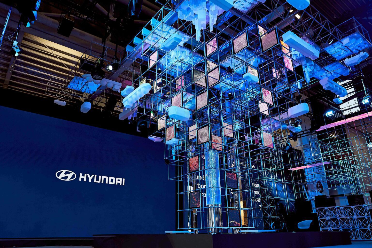 Hyundai Motor Presents Carbon Neutral Commitment | Tarmac Life ...