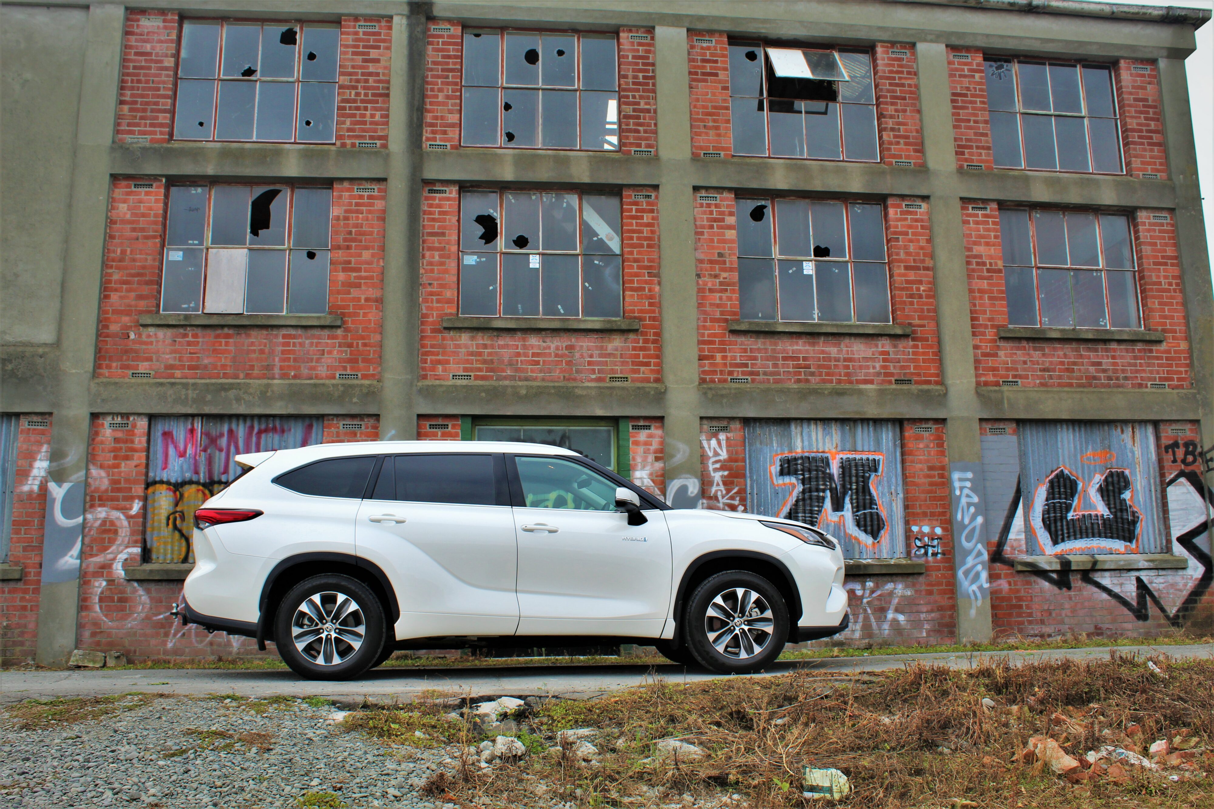High-Brid: 2022 Toyota Highlander Limited Hybrid Review | Tarmac Life ...