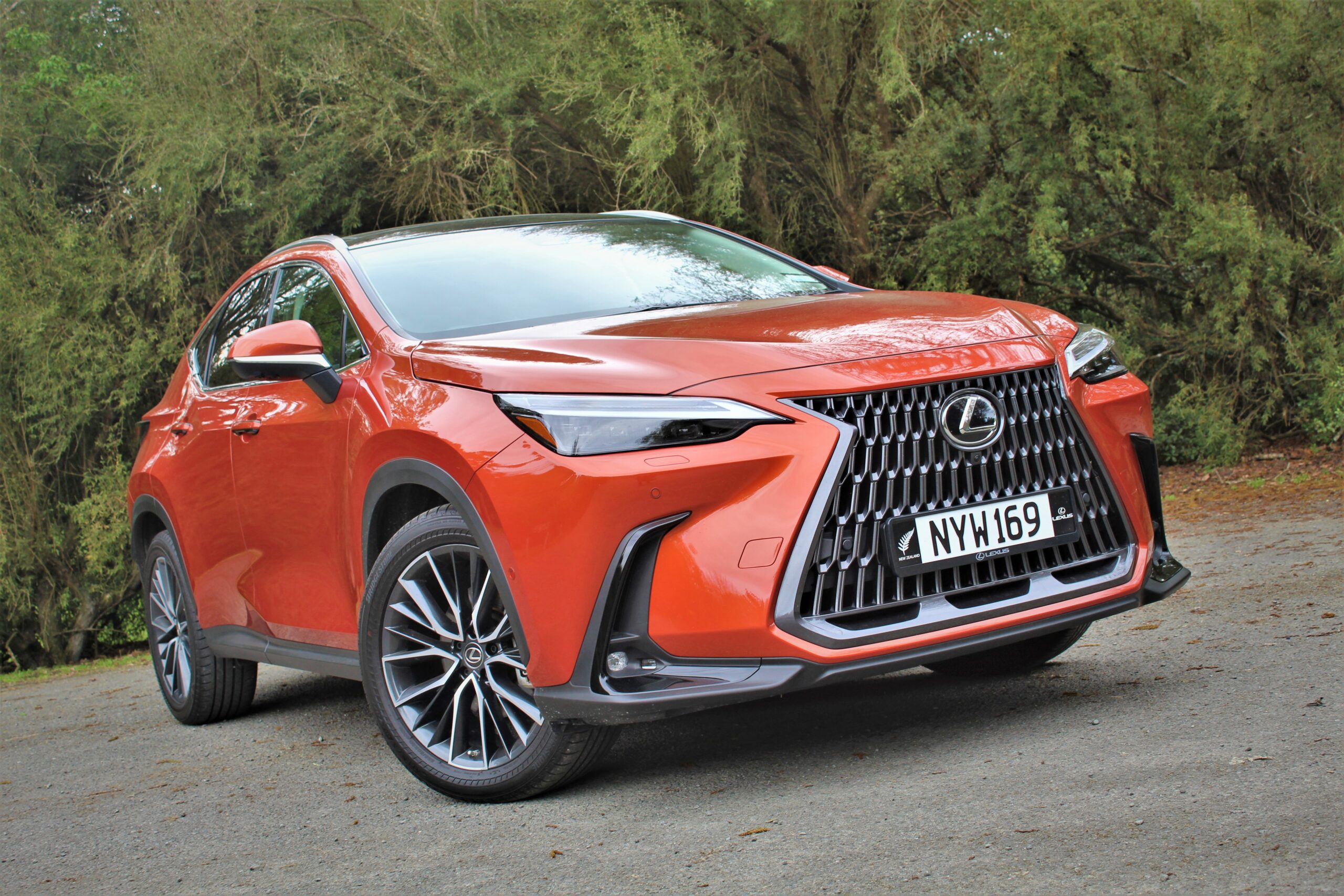 Duplex Lex - 2022 Lexus NX350h FWD/AWD Limited Review | Tarmac Life ...