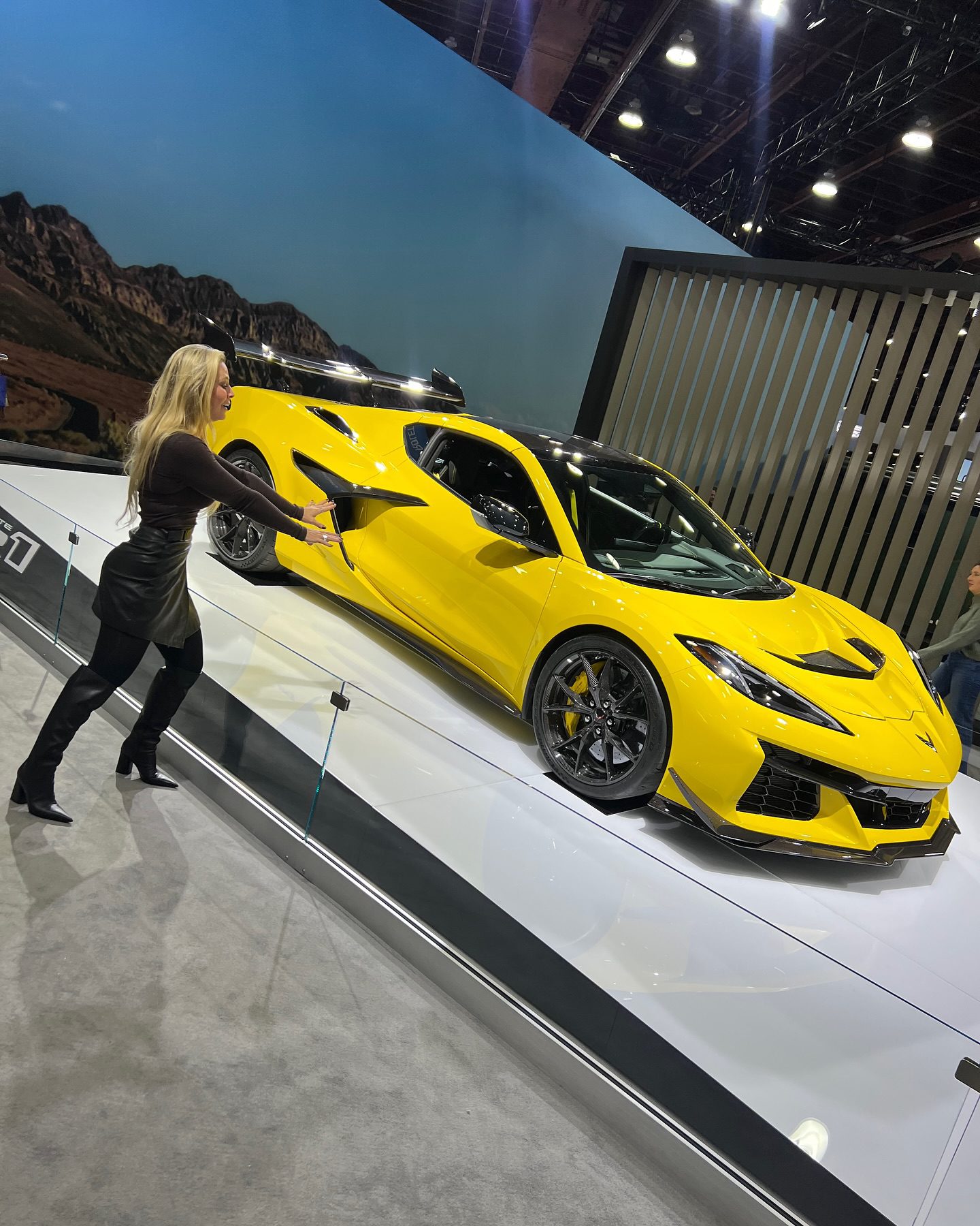 Motor City's Motorshow - 2025 Detroit Auto Show | Tarmac Life ...